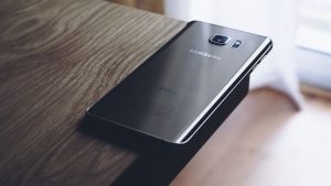 Samsung Easy Mode: What Is It And How To Enable It
