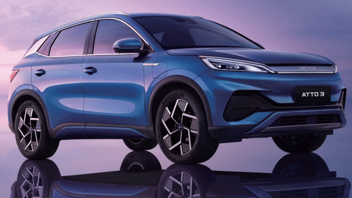 BYD Atto 3 Electric Car Rivals MG ZS With 521KM Mileage Range: Launched In India At Rs. 34 Lakhs