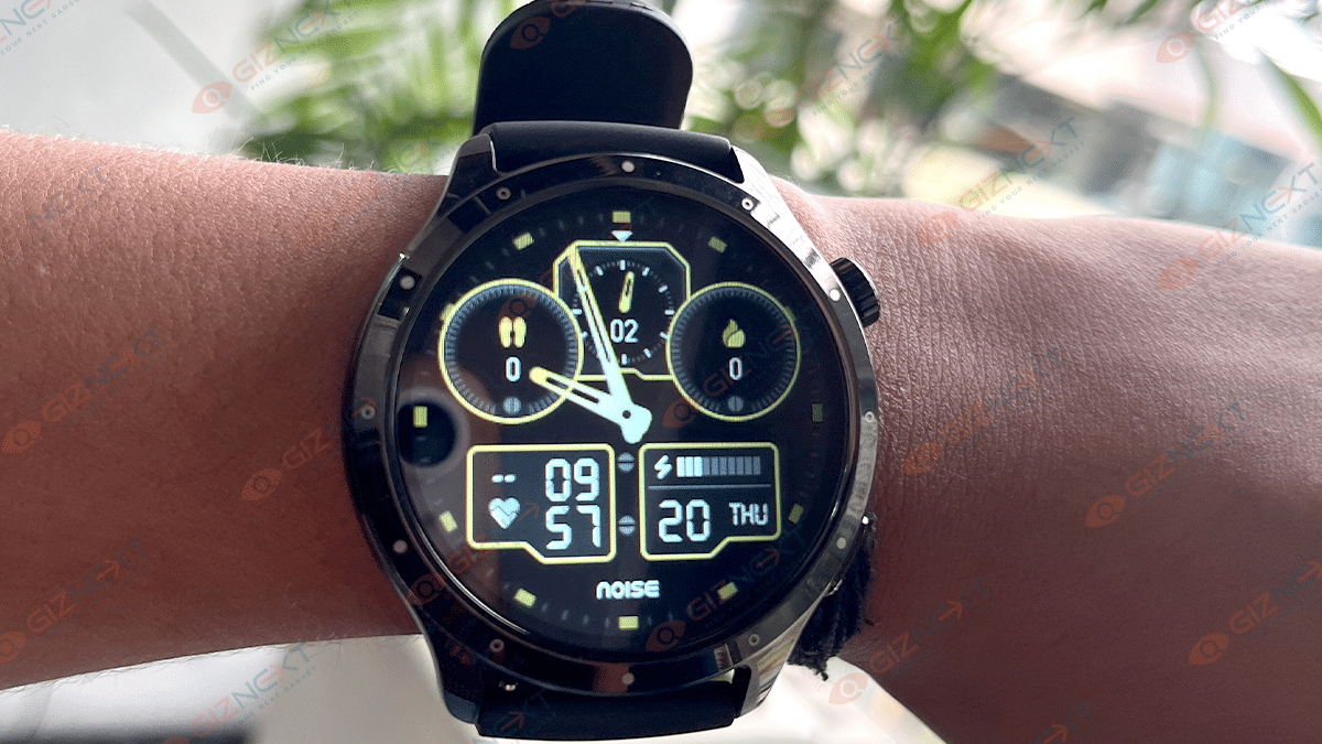 Noise NoiseFit Crew Pro Bluetooth Calling Smartwatch Review: Ideal ...