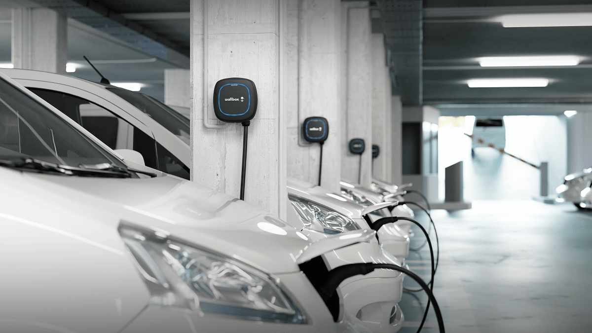 Eight Essential Measures For Charging Electric Vehicle In Public Stations