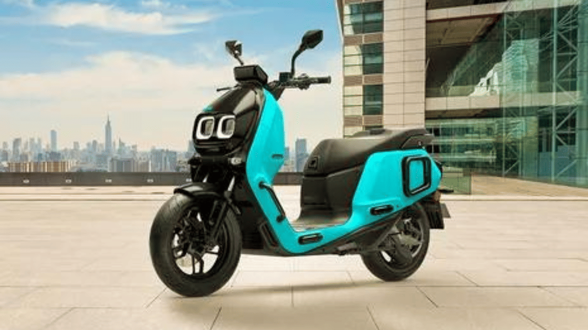 Gogoro CrossOver All-Terrain Electric Scooter Launched In India: Top ...