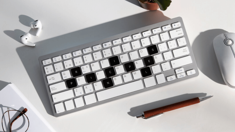 30+ Windows 11 Essential Keyboard Shortcuts: Speed Up Your Workflow